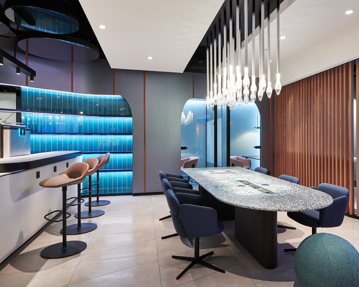 Hospitality – D/DOCK